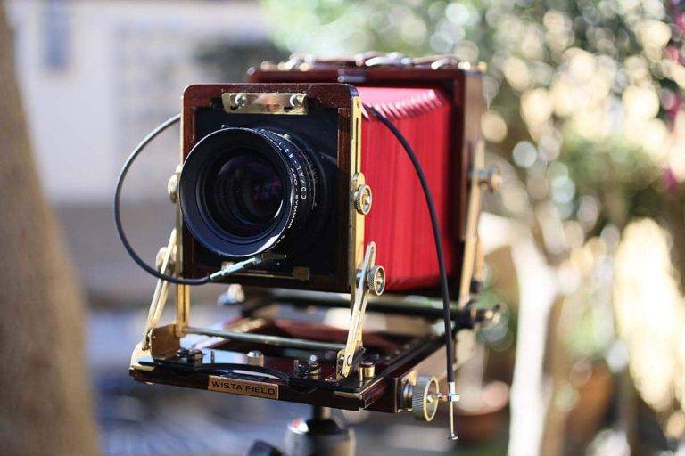 Camera Movements in Large Format - A Beginner's Guide