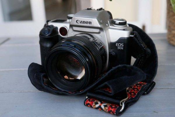 A Cheap Film Camera for Beginners? Canon EOS 50E Review - Tobias Key ...